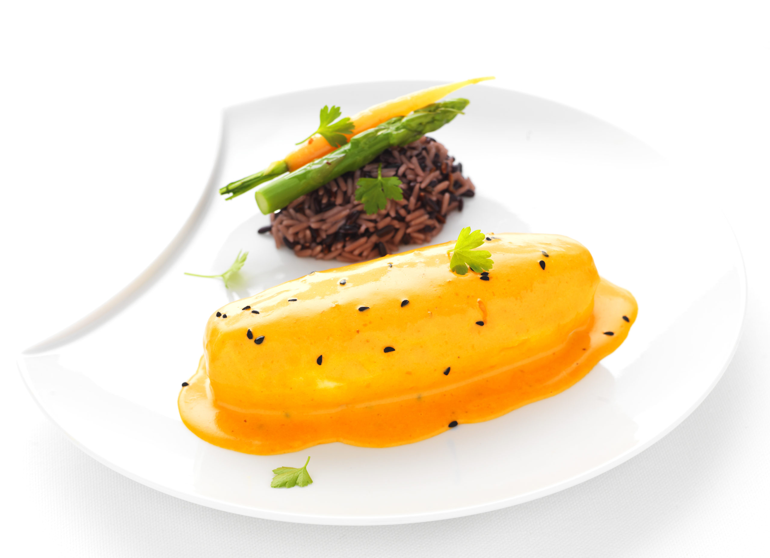 Quenelles au brochet sauce safranée et Macon blanc - Espri Restauration